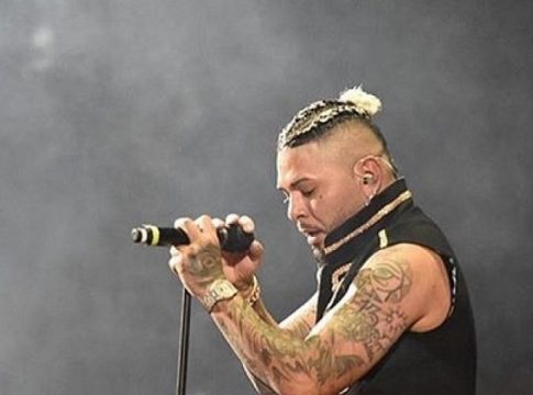 El Chacal rompe cadenas: De artista atado a la libertad musical en 2024